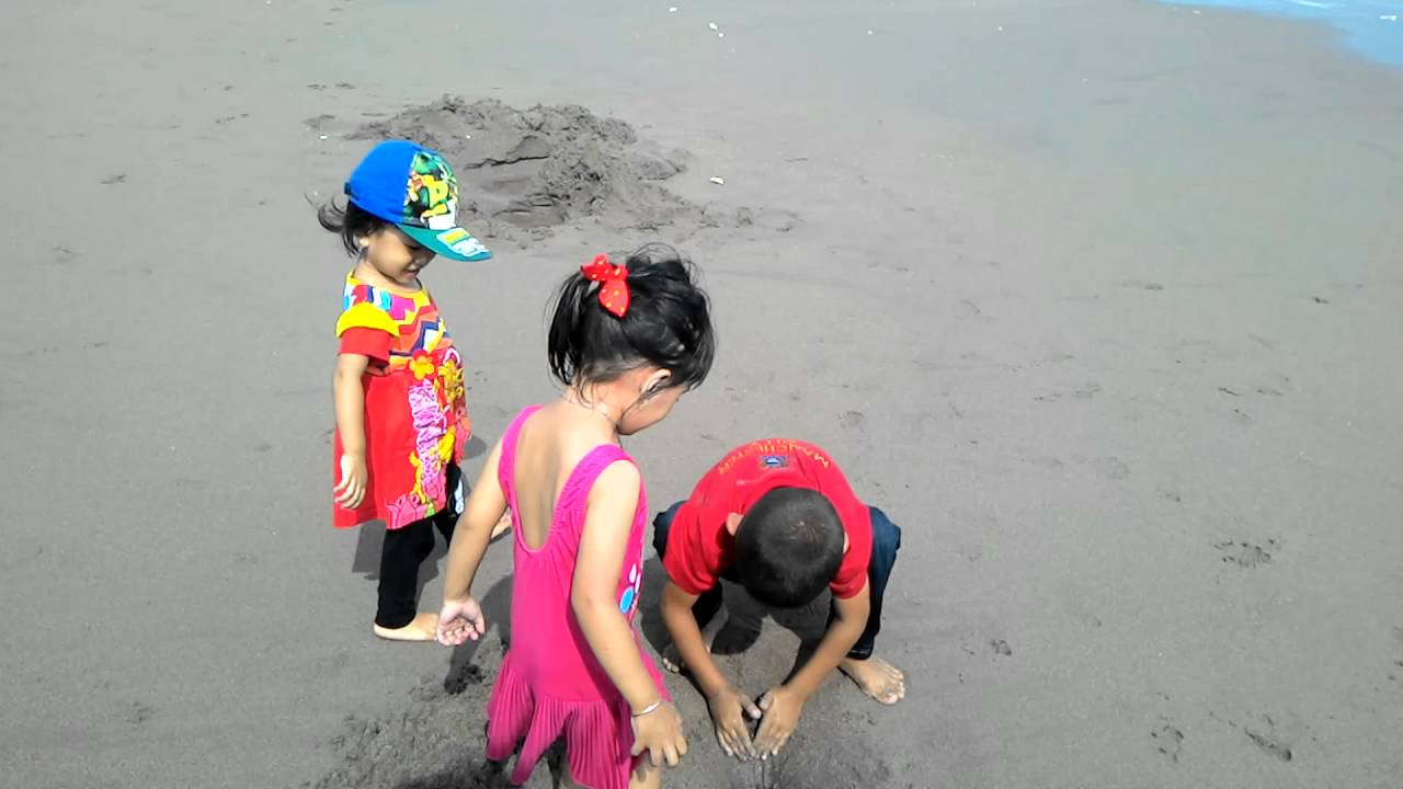 Azka adib raina vissa di plabuan ratu 7) - YouTube