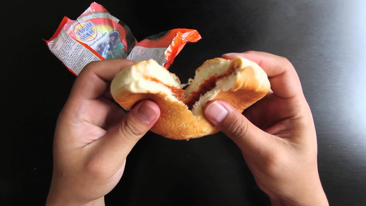 Sedap Ke Tidak Roti Spicy Tuna Jenama X? - YouTube