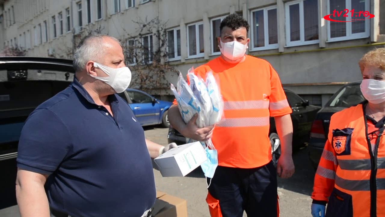 Avram Gal a donat echipamente medicale Serviciului de Ambulanta Campia ...
