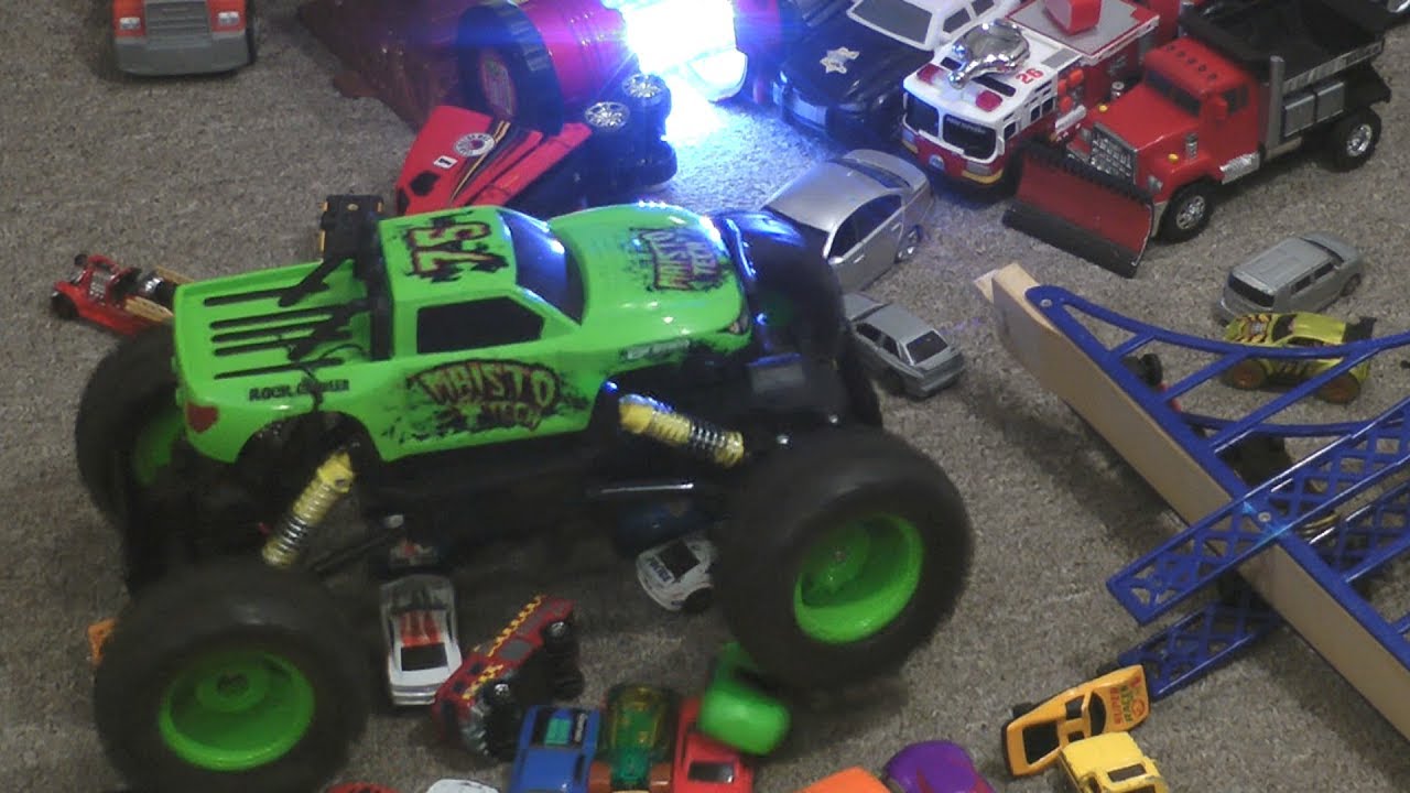 RC MONSTER TRUCK DEMOLITION Videos for KIDS! TOY CARS FUN! - YouTube