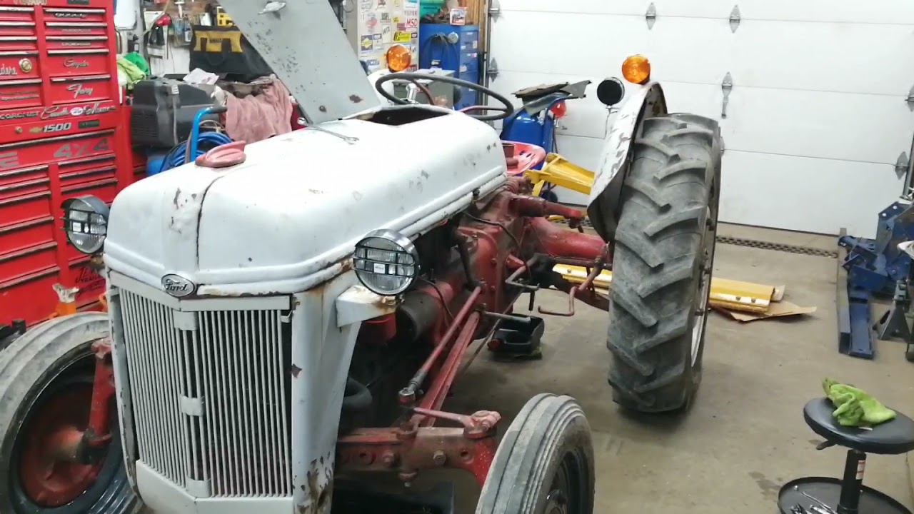 Mutt 1944 Ford 2N upgrades and Davis Skyline loader installation part 1 ...