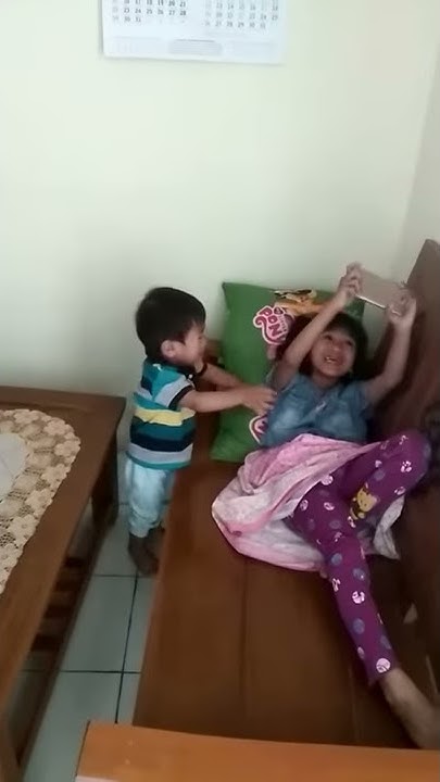Awalnya Kalem, Selanjutnya Tingkah Anak Kecil Ini Bikin Ketawa - YouTube