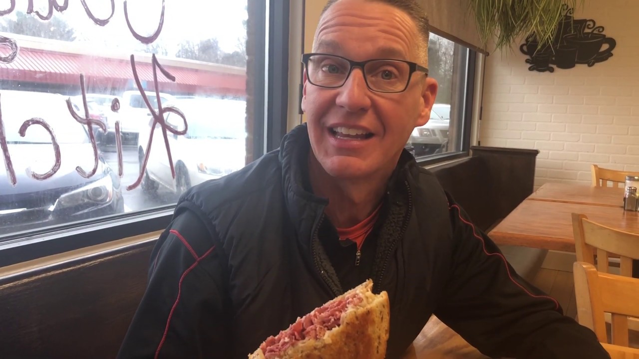 Katiepie's Country Kitchen Reuben Review - Columbia, TN (S3:E08) - YouTube