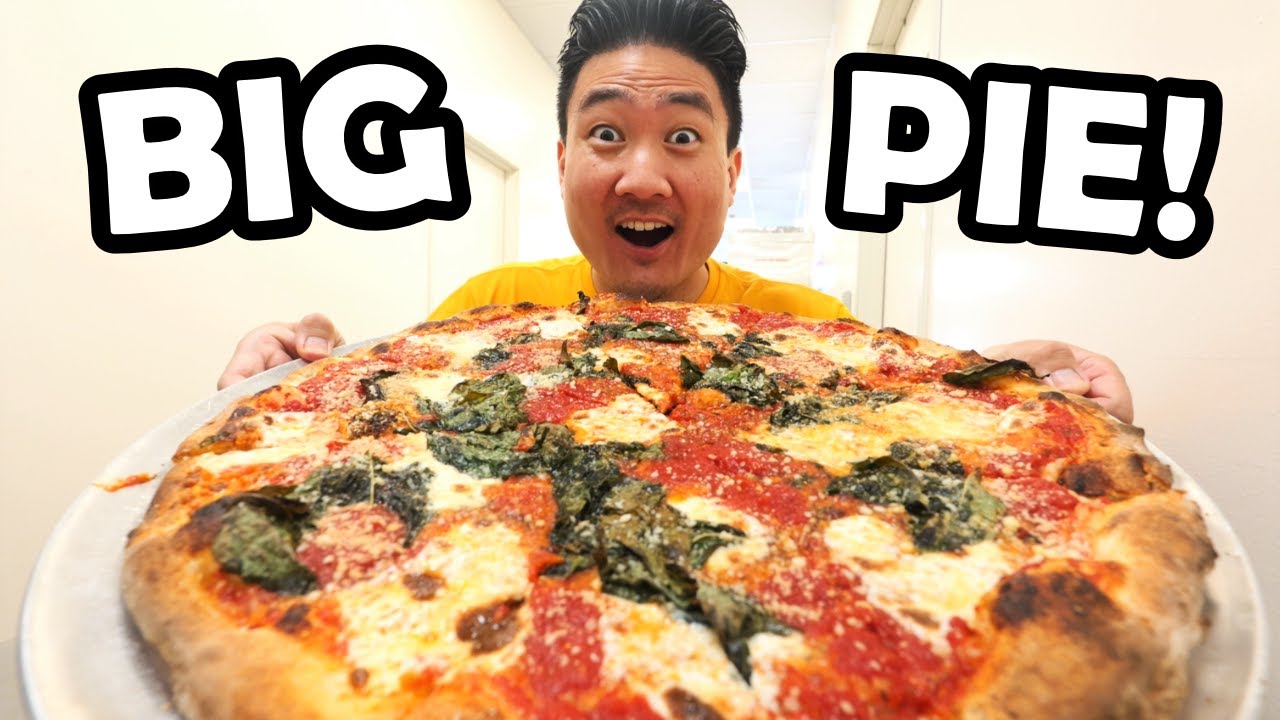 Found the Most INSANE Pizza Place in San Fernando Valley!! - YouTube
