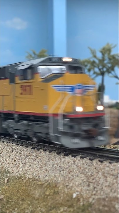 UP 3971 Near Van Auken SAMRA#modeltrains #hoscale #texas #funrun #unionpacific #up #uprr #dcc # ...