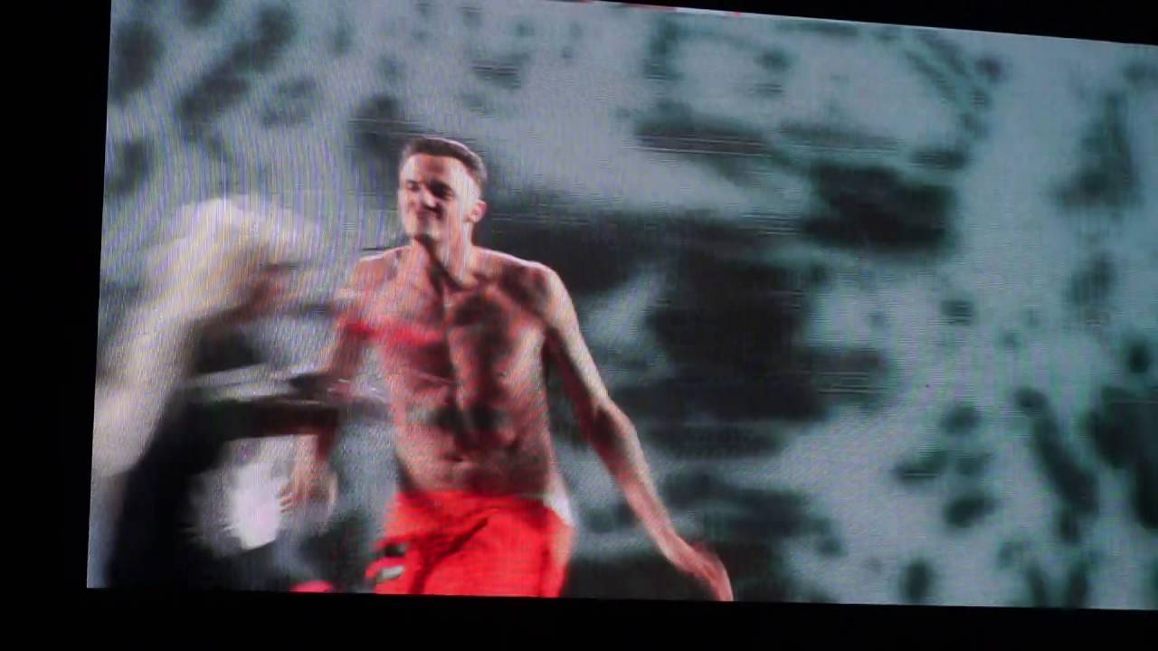Die Antwoord - Fatty boom boom (live at Orange Warsaw Festival 2016 ...