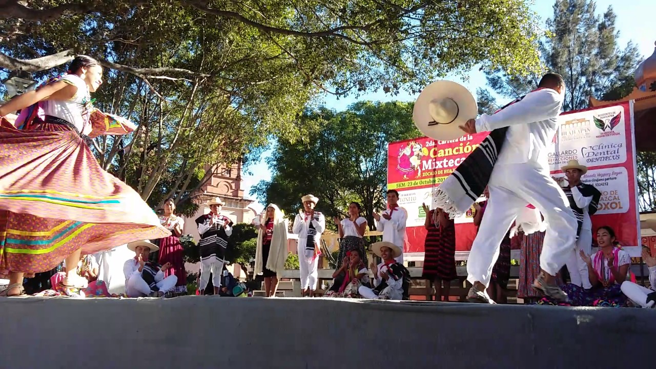 Jarabe Mixteco (danza y arte) - YouTube
