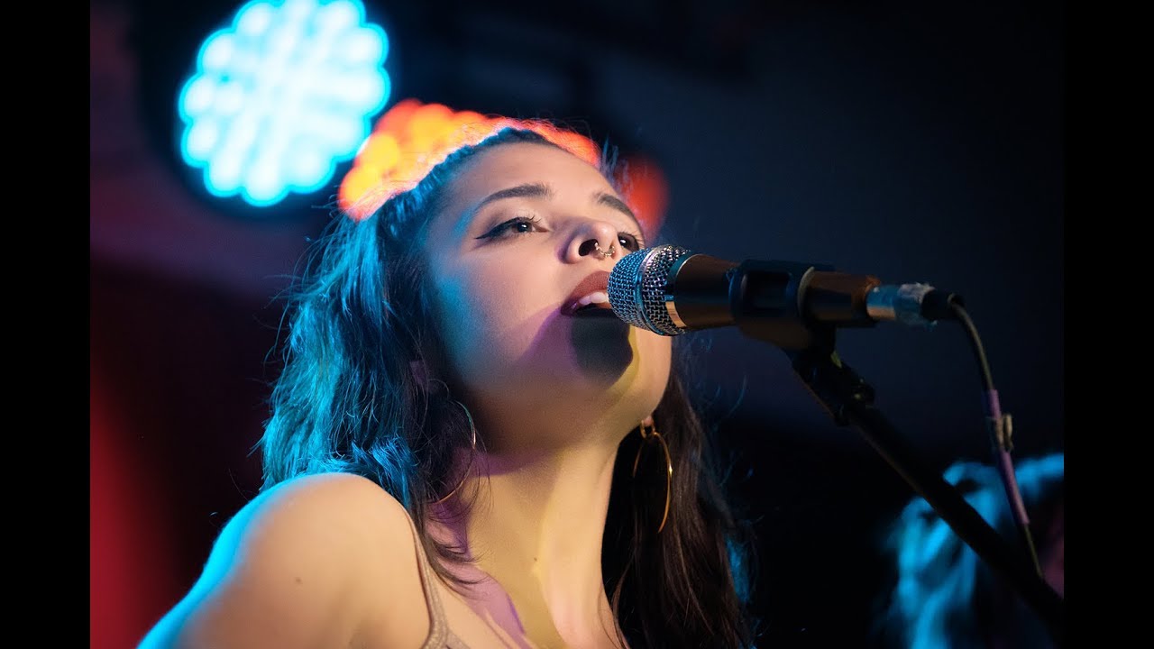 Tara Velarde - Rose (Live) - YouTube