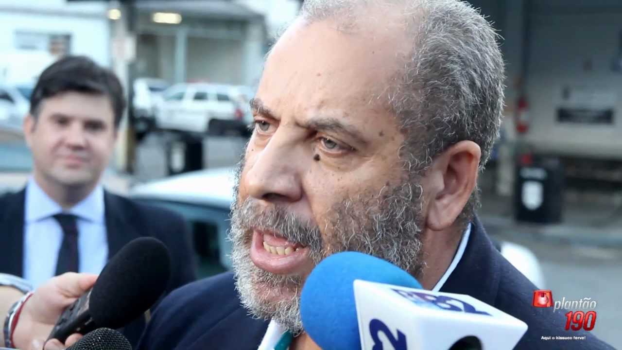 Delegado Gerson Machado fala à imprensa sobre sua prisão - YouTube