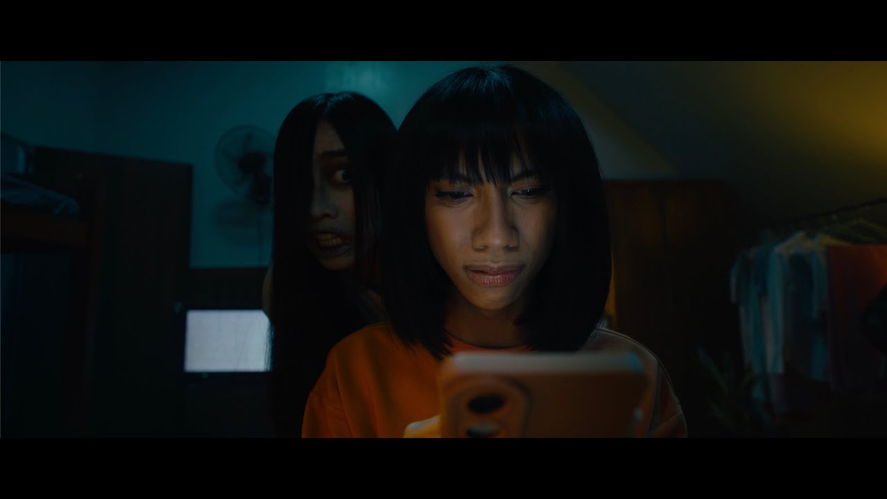 Trick or treat!... or Chismis? 👀 - YouTube