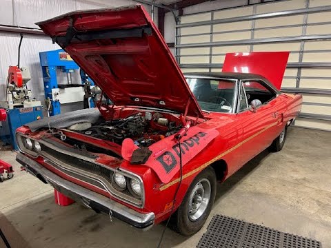 1970 Road Runner will it start after 25 years? - YouTube