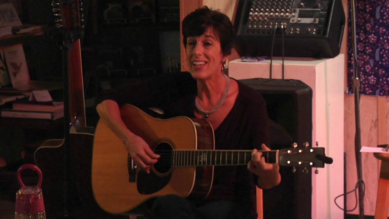 Isabel Taylor at the Joyful Jewel - YouTube