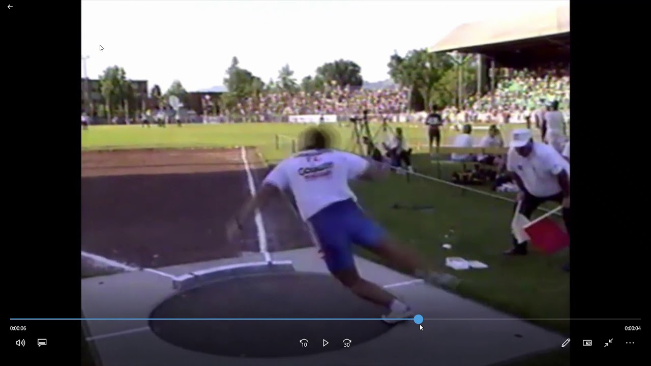 How to Use the Block Leg in the Shotput - YouTube