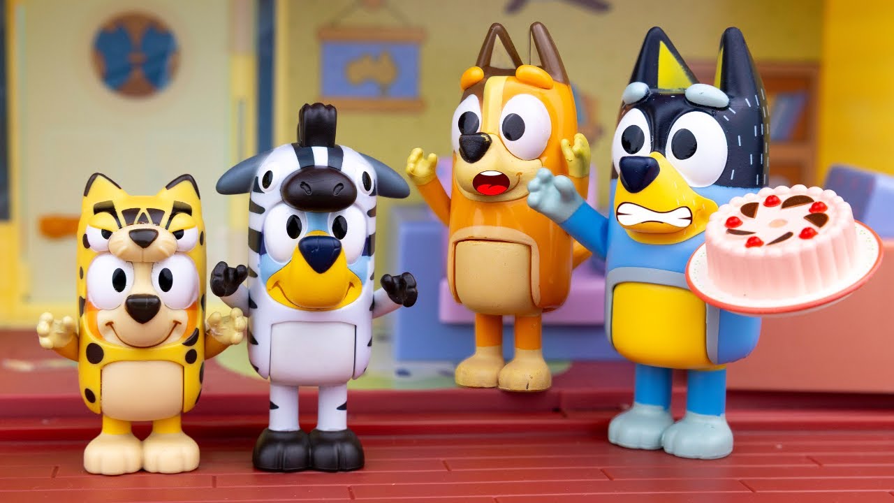 BLUEY e BINGO Recebem Macacões Selvagens! | Brinquedos Bluey em ...