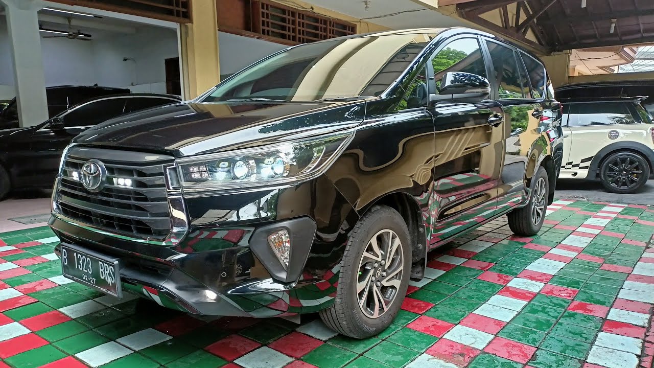 Innova V diesel 2022 (Podomoro oto 568) - YouTube