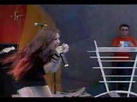 Pitty - Máscara - Bem Brasil - 2003 - YouTube