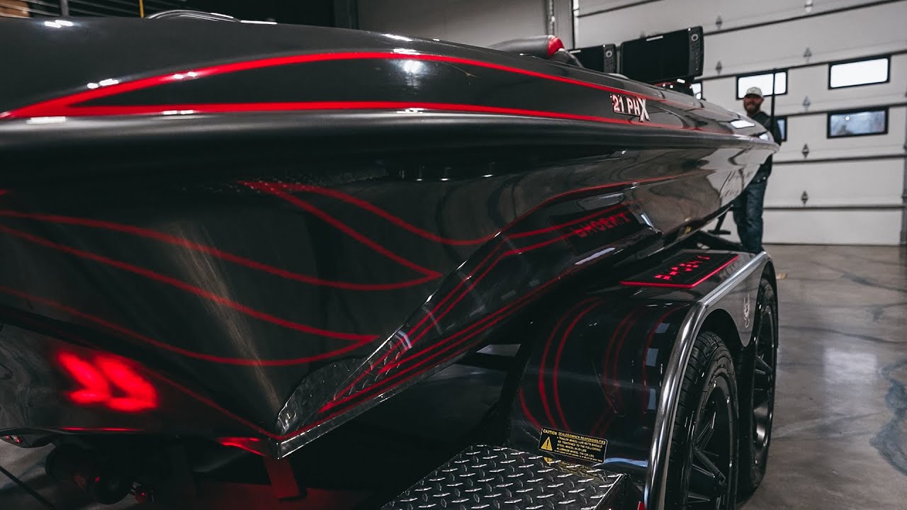 The most tricked out Phoenix in the world - YouTube