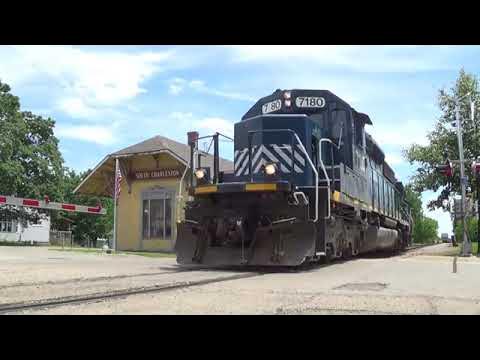 Trio of HLCX Leaser SD40 2 on IORY train - YouTube