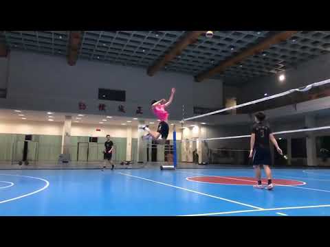 排球後排攻擊 Back row spike in volleyball - YouTube