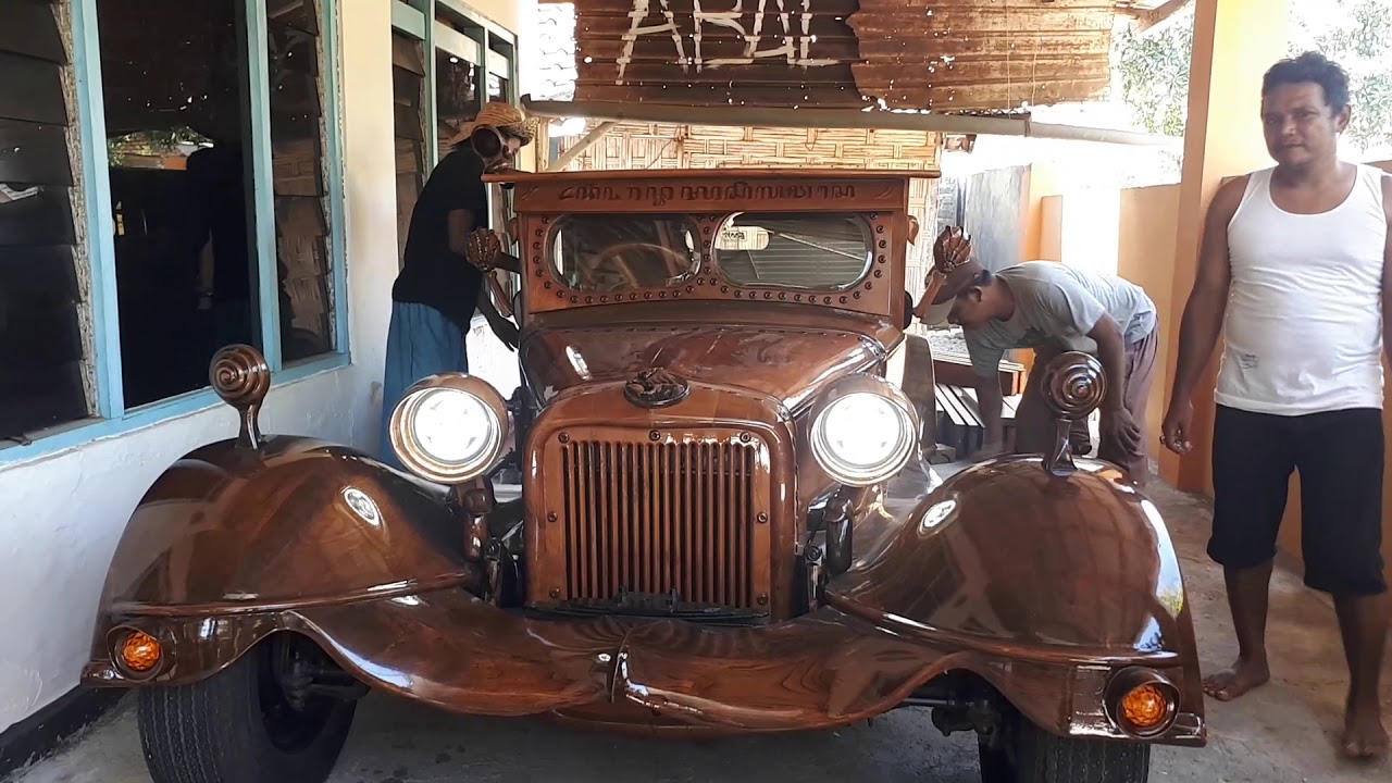 Satu-Satunya di Indonesia, Mobil Terbuat Dari Kayu Jati - YouTube
