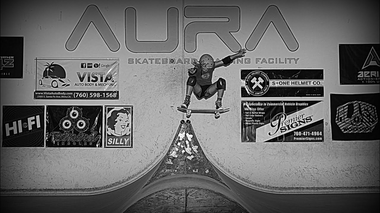 Aura Spine-Ramp Sesh at Aura Training Facility - YouTube