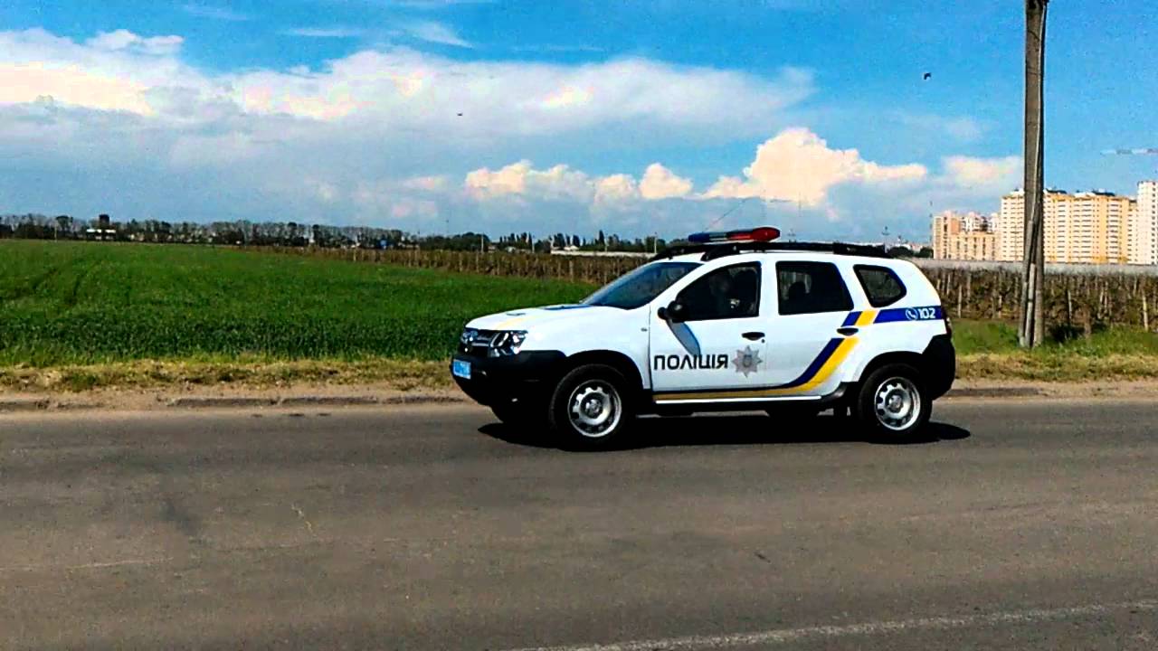 New Renault Duster traffic police on patrol - YouTube