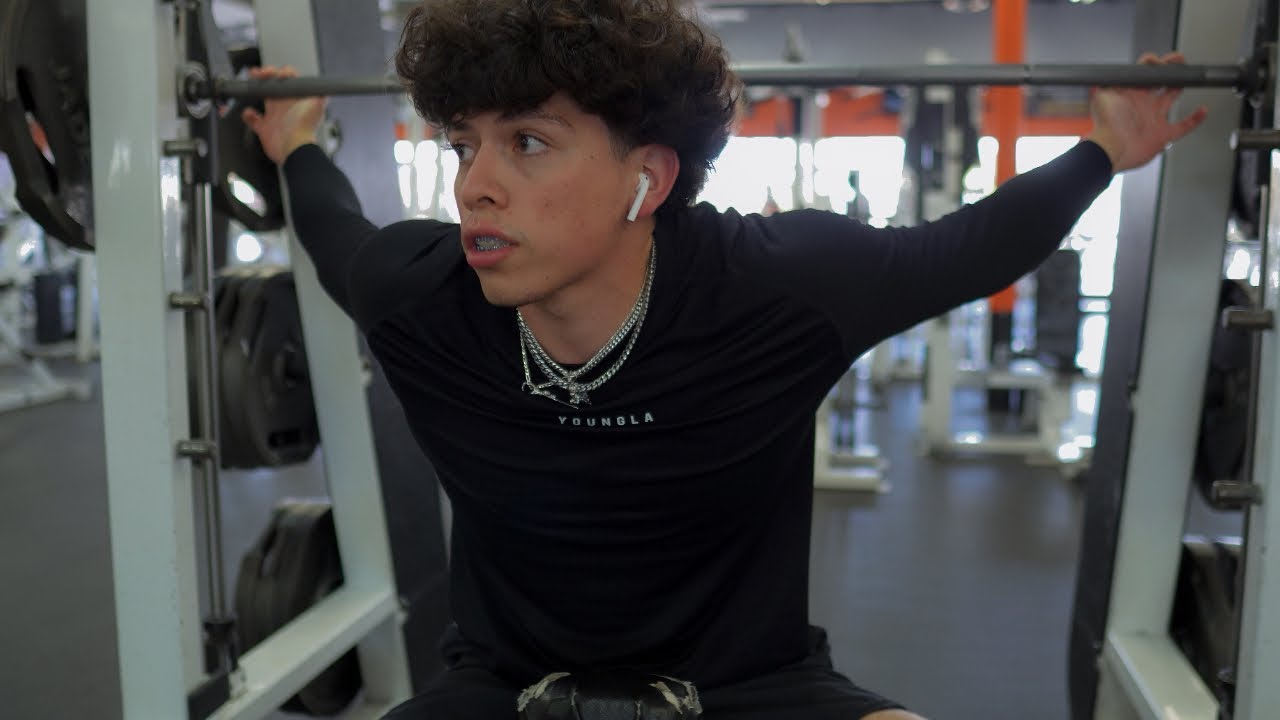 ROAD TO 315 BENCH Ep.1 | CHEST DAY - YouTube