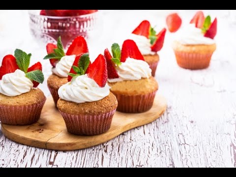 Маффины с изюмом и арахисом - YouTube