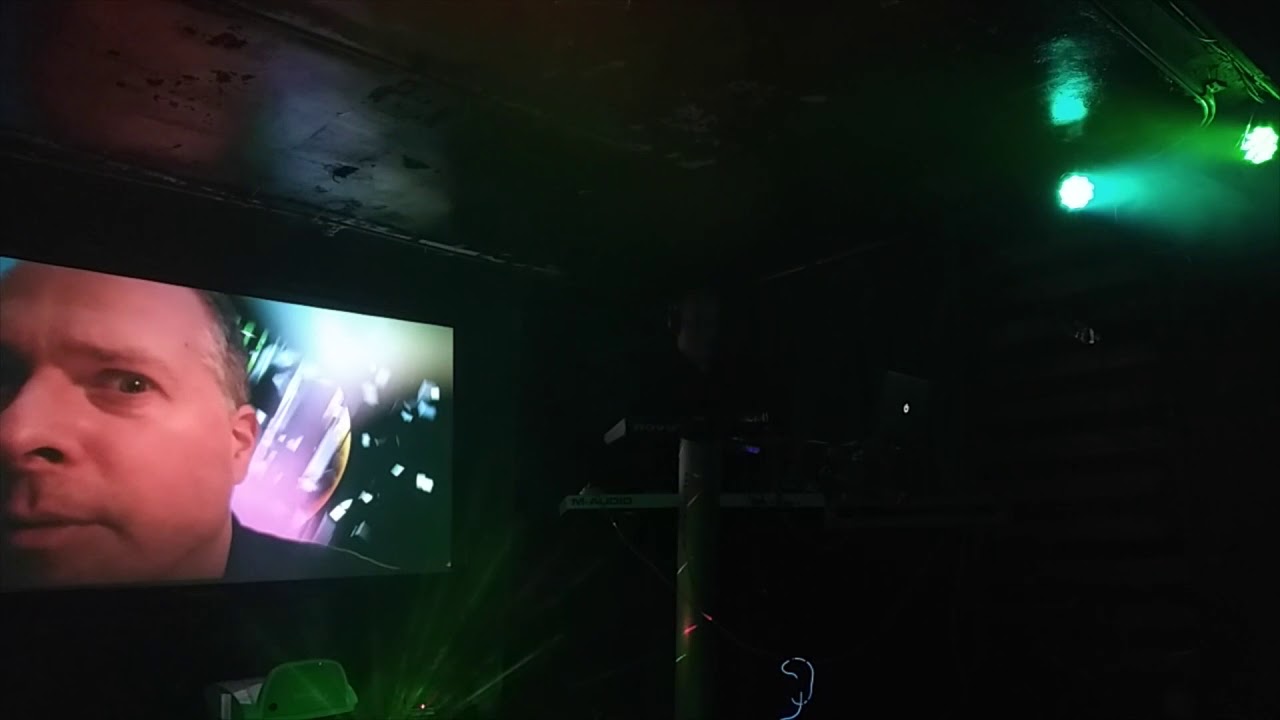 Kevin Lux Live in Chicago - YouTube