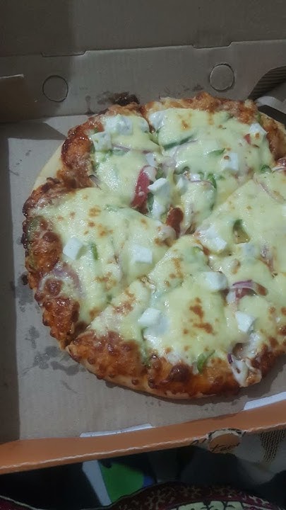 pizza 🍕 - YouTube