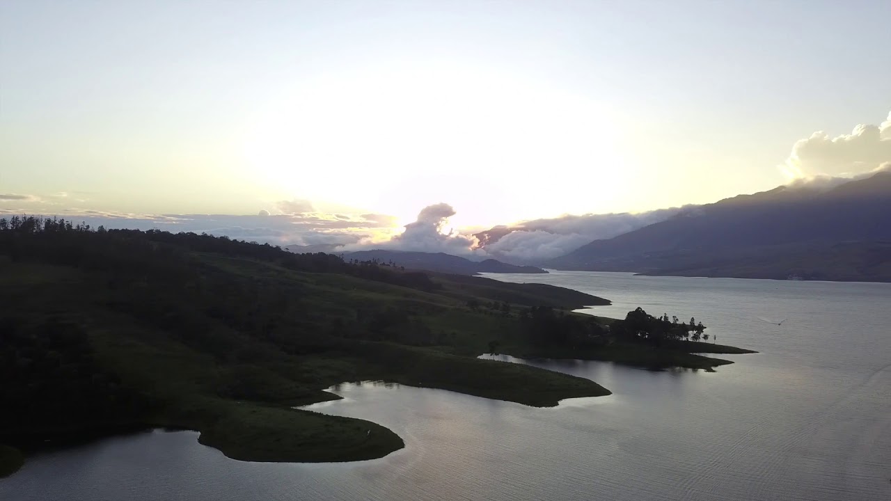 Lago Calima, Colombia - YouTube