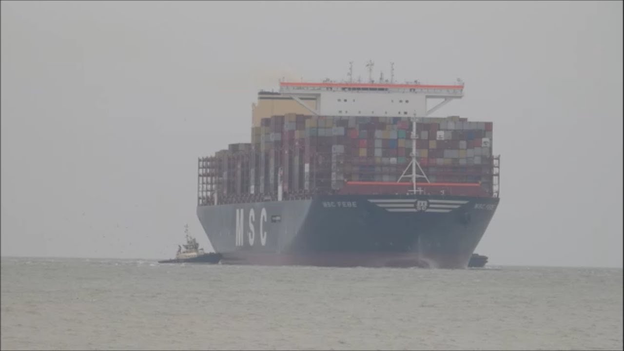 Maiden voyage of MSC Febe, swinging and berthing alongside Felixstowe Berth 8. Pt2 25th.January ...