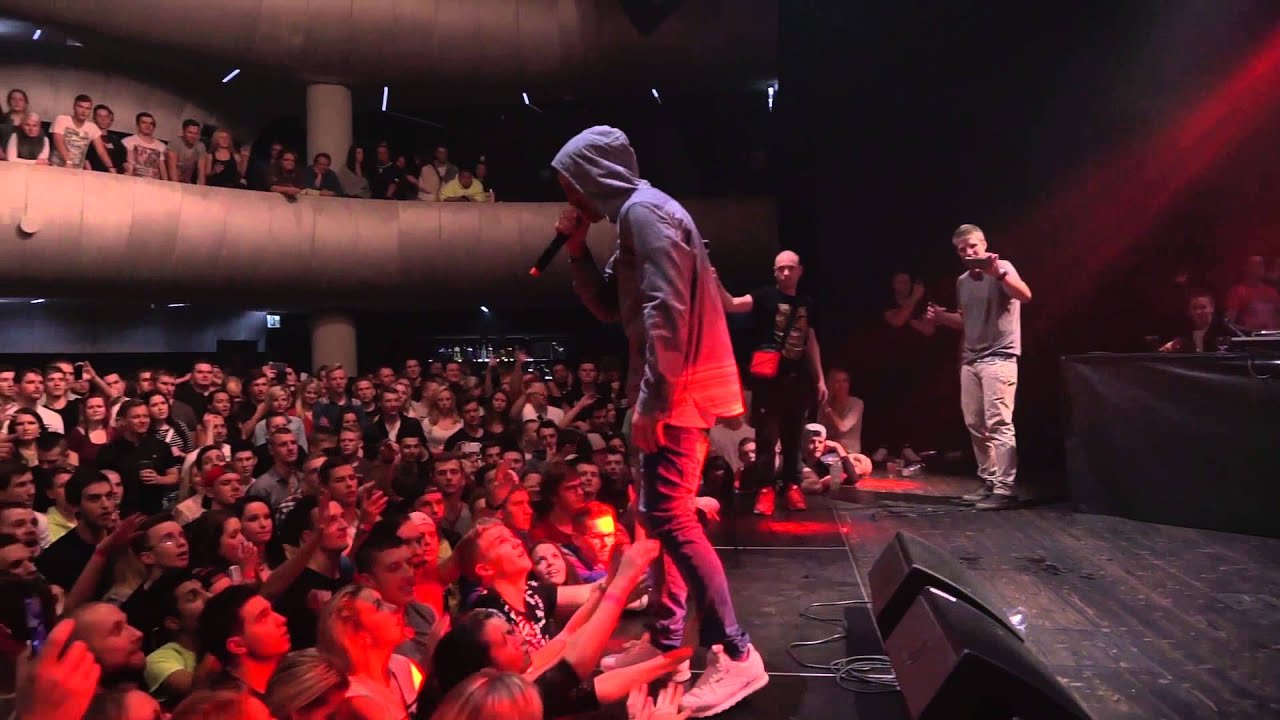 Kontrafakt - Sono Centrum Brno - YouTube