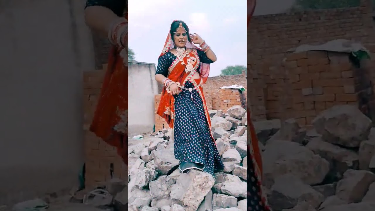 Mere Ghagre Mr Moti Laga Hai.. - YouTube