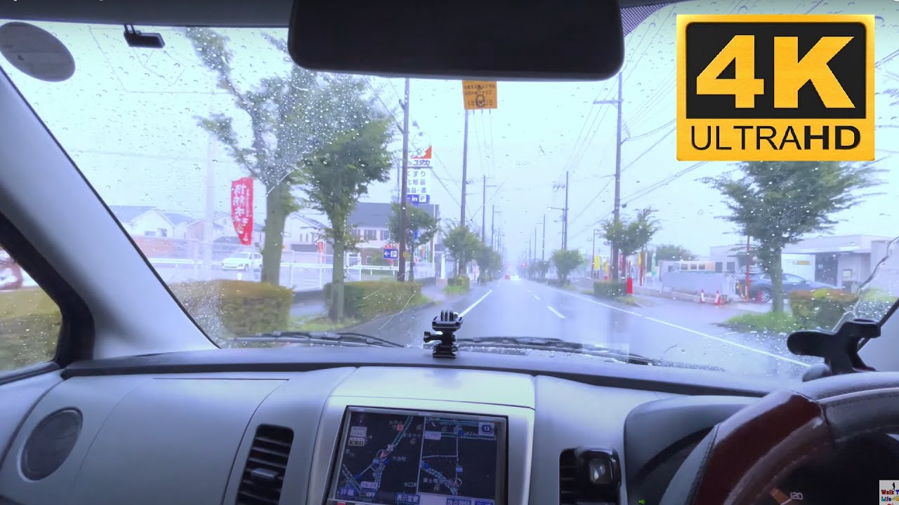 4K JAPAN COUNTRYSIDE - Traffic in the Japanese countryside in the rainy ...