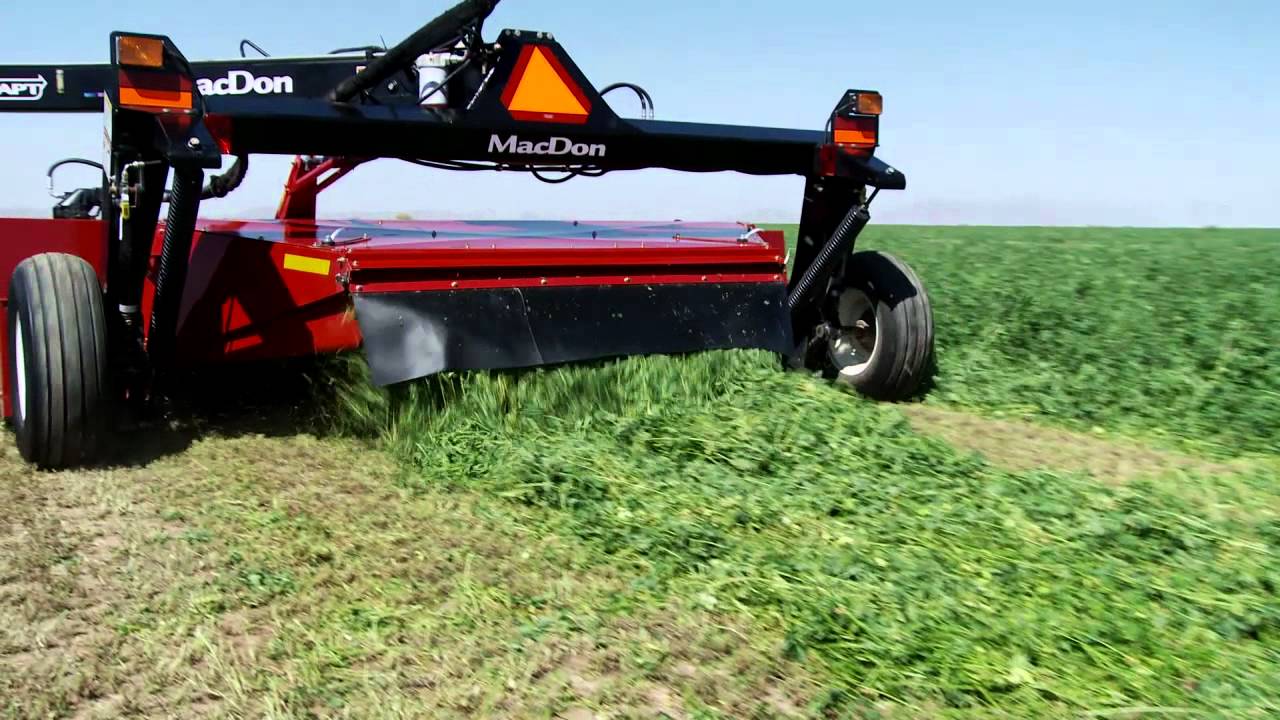 MacDon's R85 Rotary Disc Header - YouTube