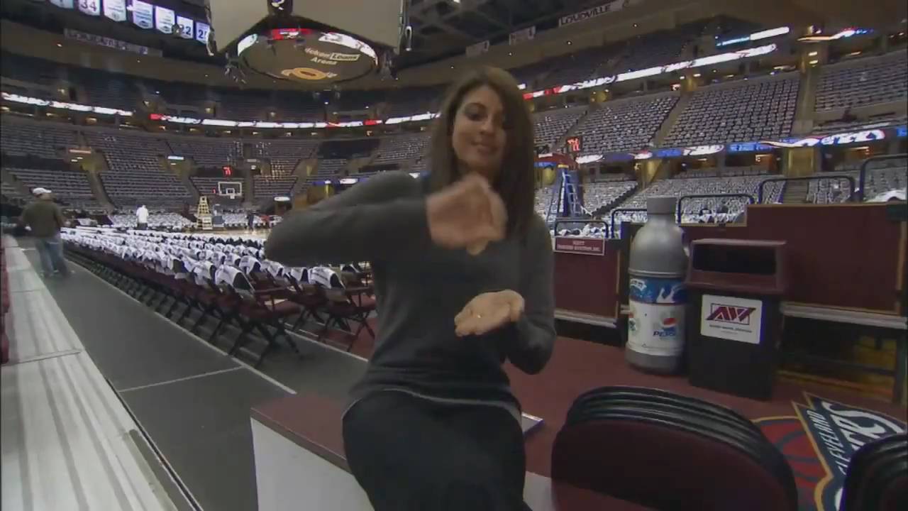LeBron James Chalk Toss HD - YouTube