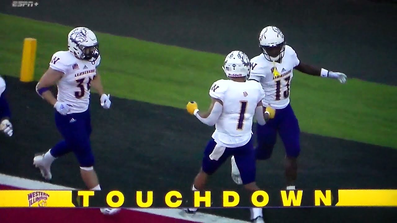 Western Illinois quarterback Connor Sampson 21 yard TD pass to Daniel ...