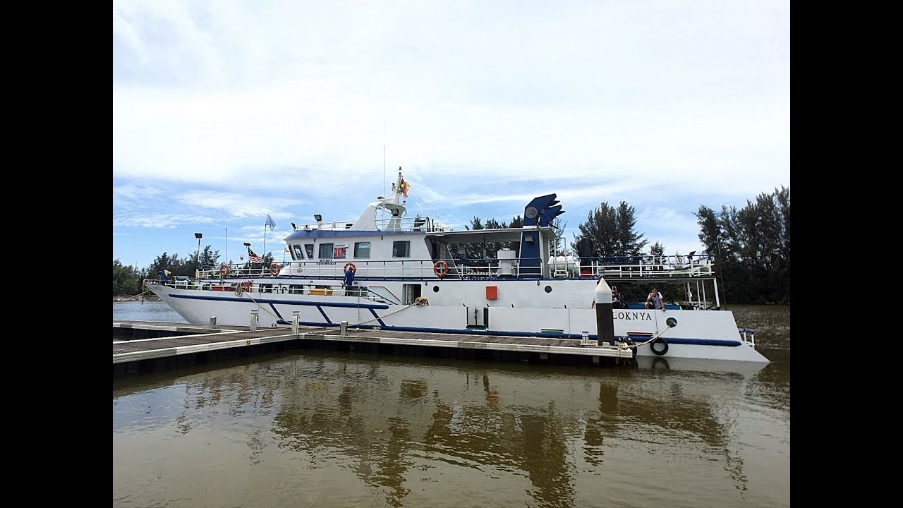 2018 June Luconia Shoals Fishing - YouTube