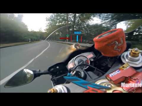 MOTOSİKLETTE VİRAJDA PEG SÜRTMEK