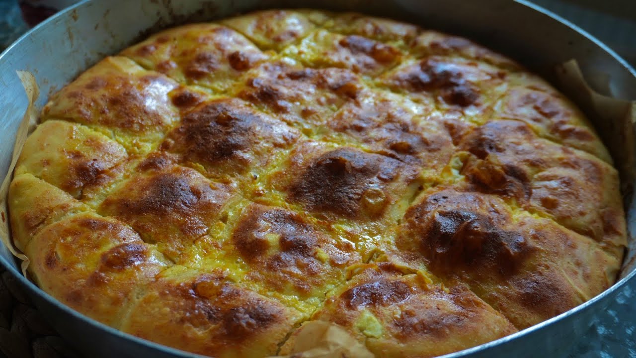 Byrek me maje ideal per filestaret me veze dhe gjize ! - YouTube