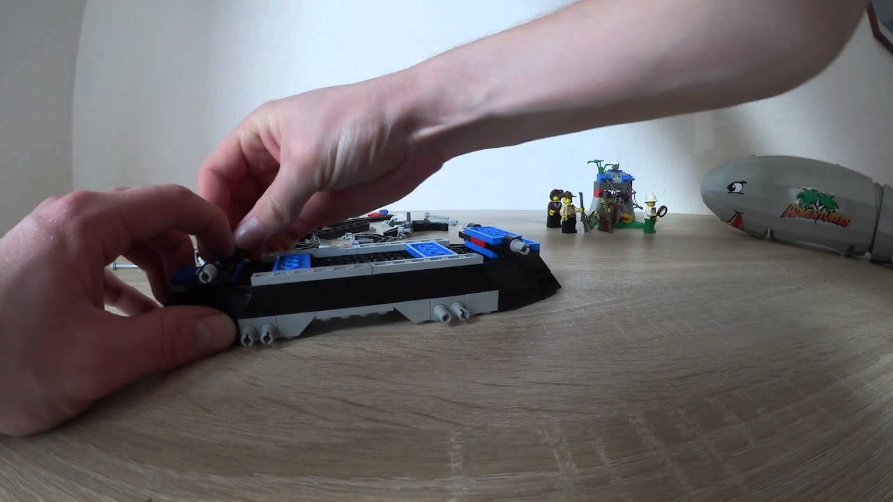 LEGO 5956 Adventurers Expedition Air Balloon - Speed Build - YouTube