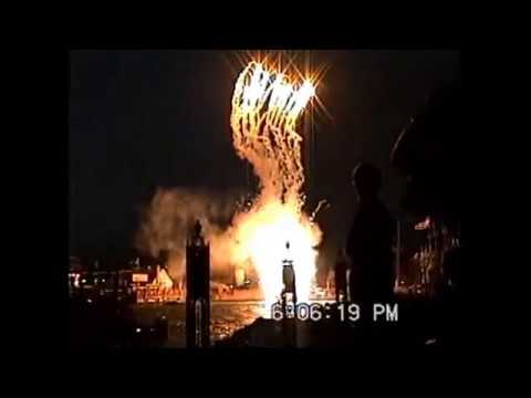 Stunt show from 1998 Universal Studios Florida - YouTube