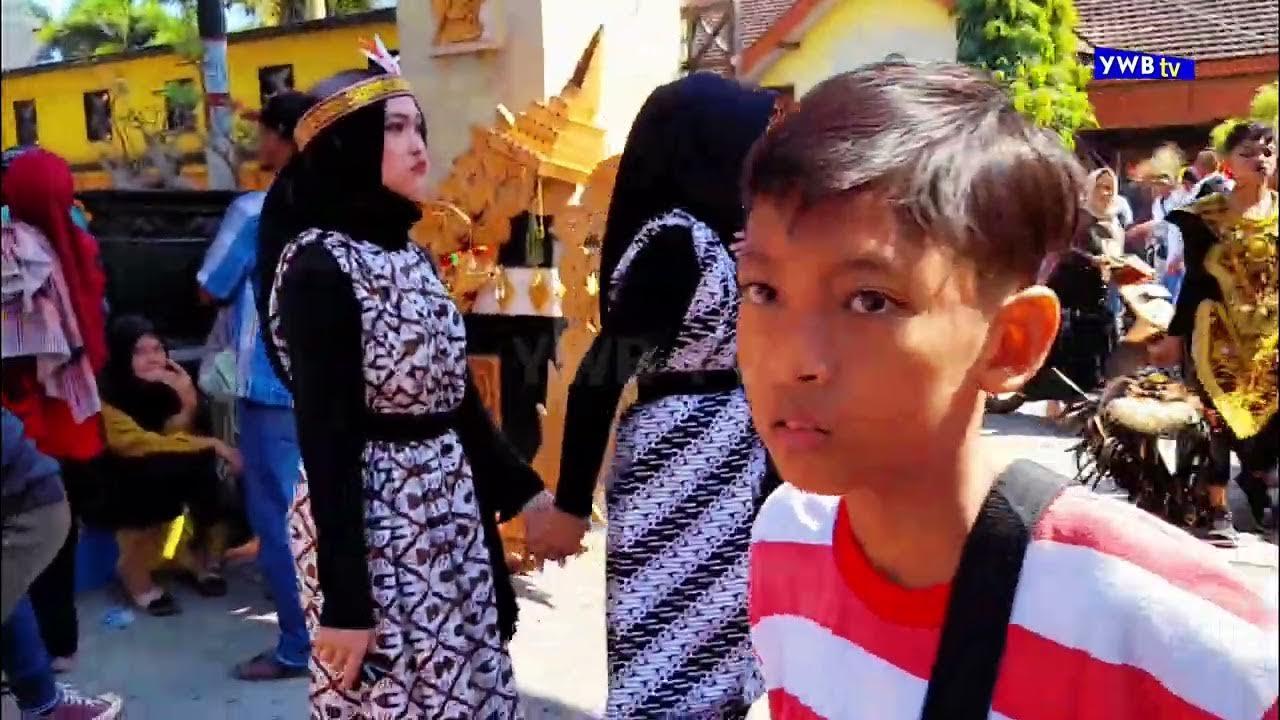 Suasana Persiapan Sebelum Acara Karnaval Kirab Budaya Petik Laut Desa Puger Kulon 2023 - YouTube