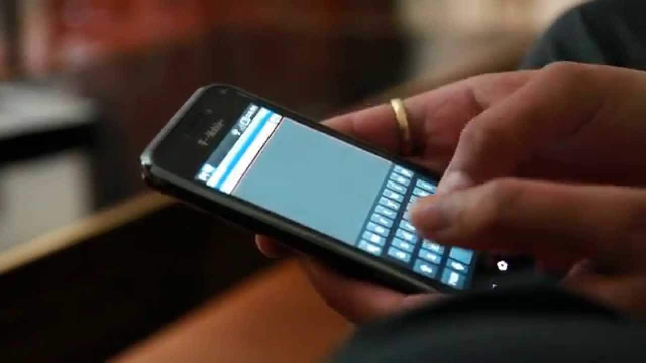 AndroMouse: Convert your phone into wireless mouse and keyboard - YouTube