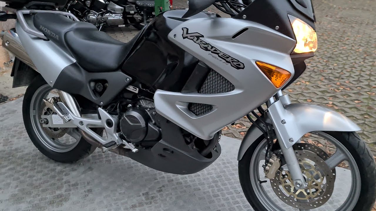 Honda Varadero 1000 Armed Bike Warszawa - YouTube