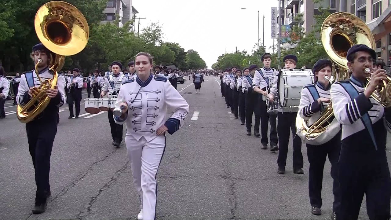Interlake High School Marching Band - May 17, 2012 Ballard Parade - YouTube