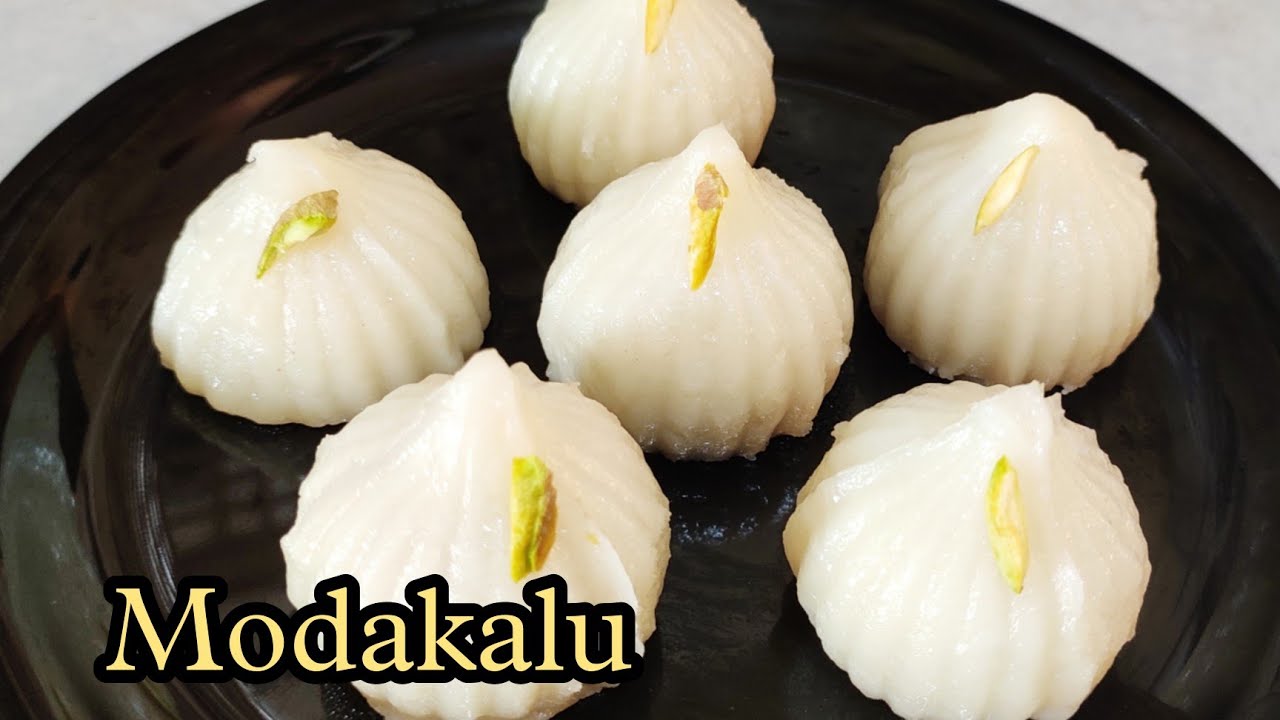 వినాయకుడికి ఇష్టమైన మోదకాలు||Modakalu||How to make rice flour modak ...