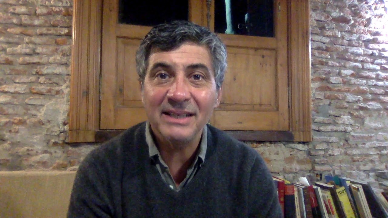 Daniel Balmaceda, historiador y periodista - YouTube