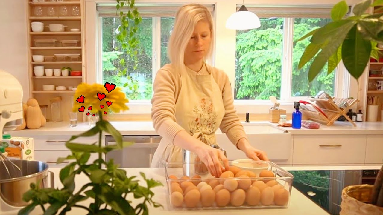 FINDING JOY IN HOMEMAKING | homemaking tips | getting things done - YouTube